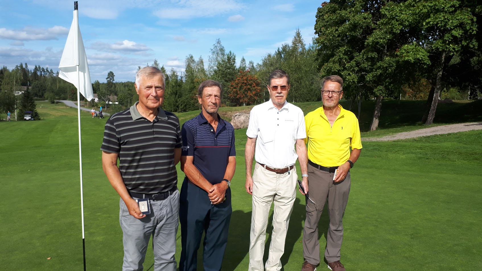 Ensimmäiset viralliset reikäpelien SM-kisat vanhemmissa sarjoissa pelattiin Hirvihaarassa ...